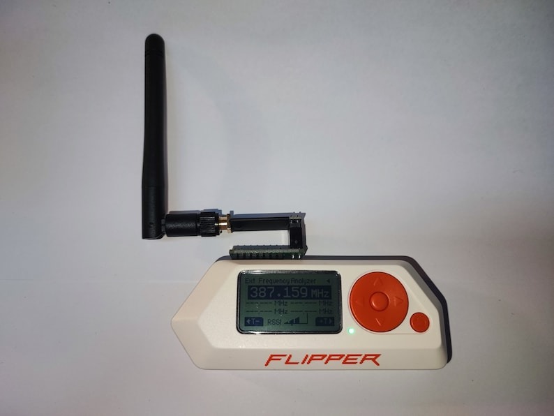 flipper-zero D3 – ATM Skimmer GSM